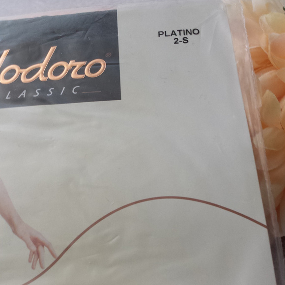 Filodoro | Accessories | Nwt Filodoro Elegant Ultra Sheer Tights | Poshmark